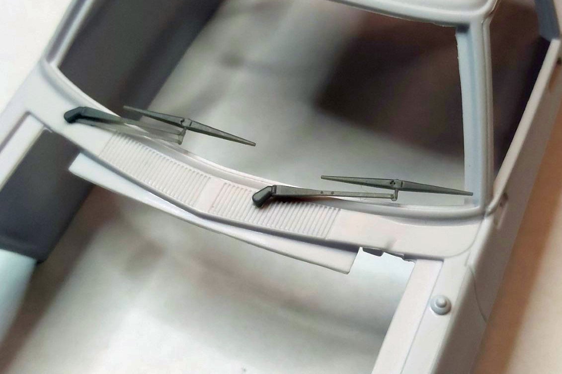 1/24 HQ/HJ Windscreen Wipers | Manscale Models